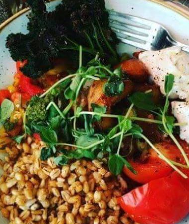 Perdita Weeks Workout Routine And Diet Is Super Easy Peasy