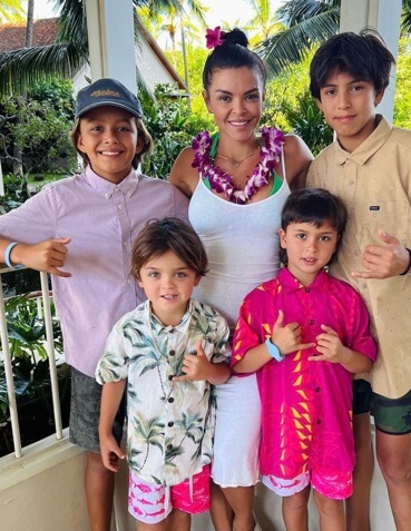 Who Is Tahiti Hernandez? Sister Of Bruno Mars