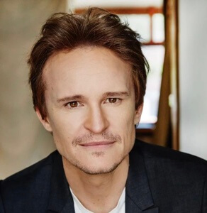 Who Is Damon Herriman Parents And Partner?