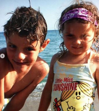 Louis Partridge Parents And Siblings