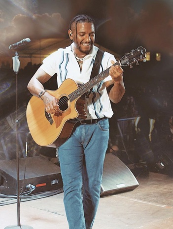 Dehea Abraham - Stunning Girlfriend Of Lloyd Polite Jr.